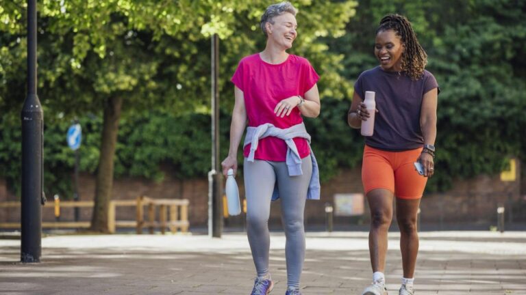 5 Common Walking Injuries & How to Fix Them | Udento